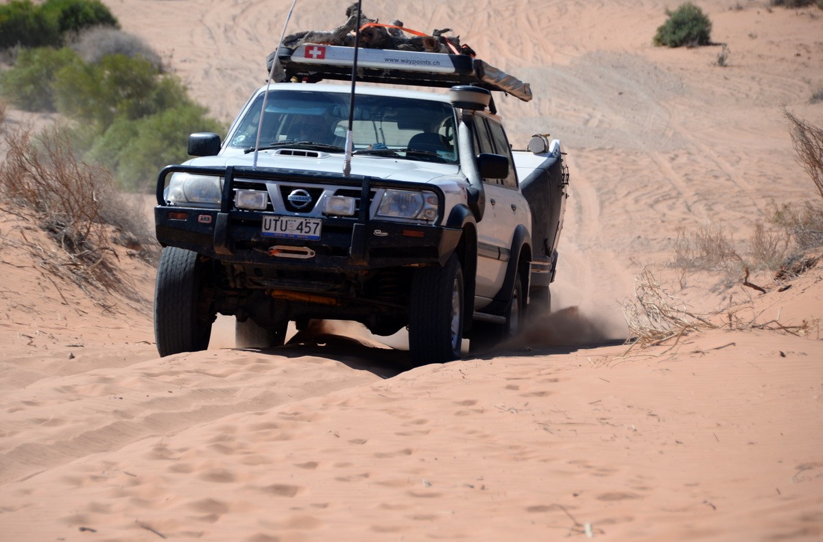 Nissan Patrol GU and Ultimate off-road Trailer